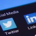 Linkedin Vs Twitter